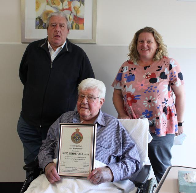 Rex Hall recognised with Volunteer Fire Fighters Museum Life Membership ...