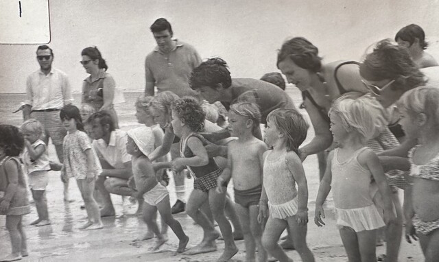 Lining up for family beach fun | Limestone Coast Today