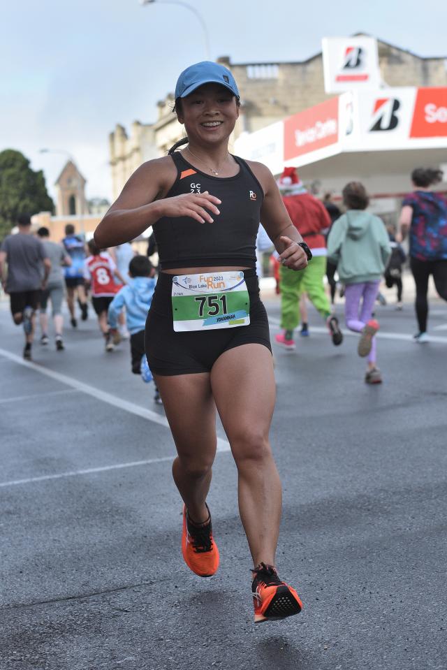 Runners tackle iconic Blue Lake course | Limestone Coast Today