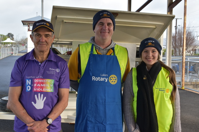 Braving the cold to stand against suicide | Limestone Coast Today